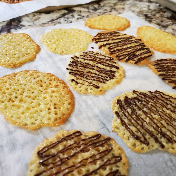 Recipe Review: Lace Cookies | Sarah Nicolas